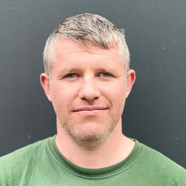 LBC Team - LBC Exterior Cleaning | Experienced Cleaning Professionals ...